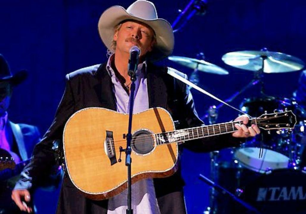 Alan Jackson - The Old Rugged Cross (Live) - Timeless Music