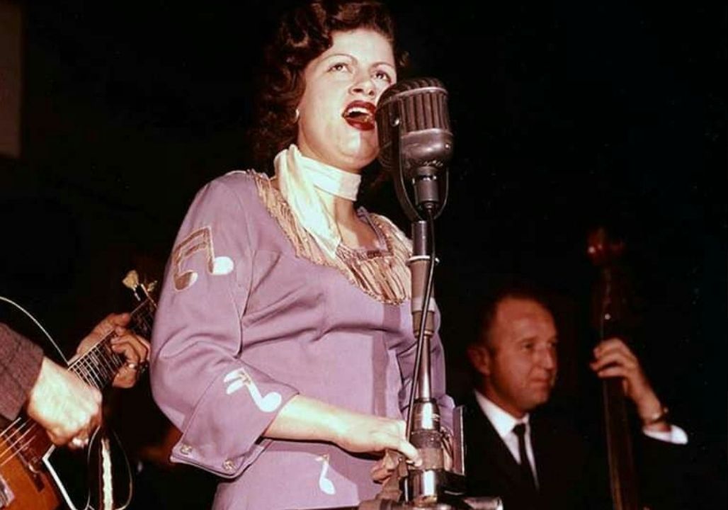 Patsy Cline - She's Got You - Timeless Music