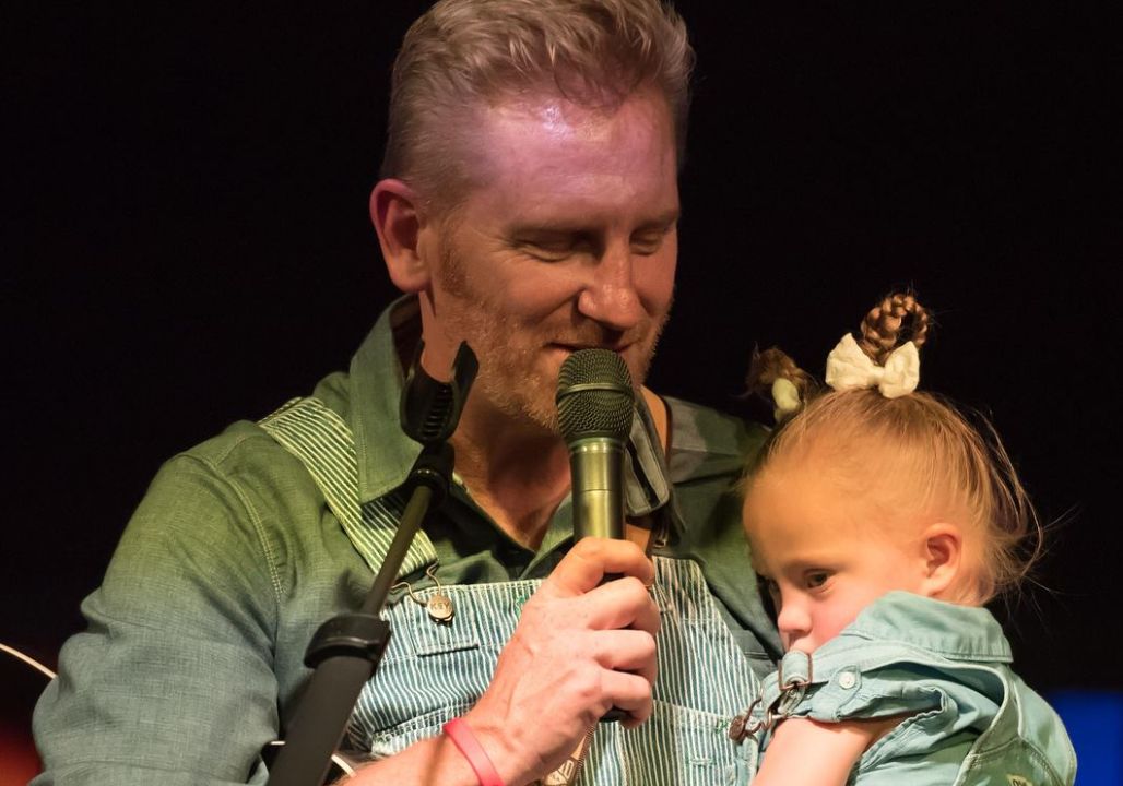 Joey + Rory - Headache - Timeless Music