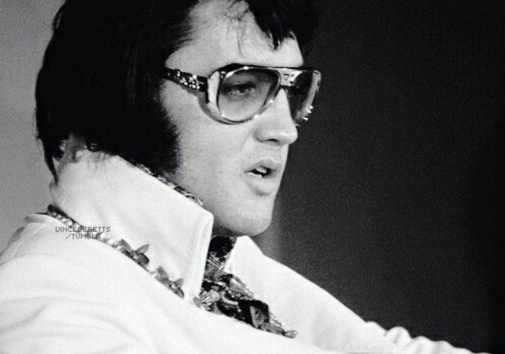 Never Seen Before Footage Of Elvis Presley! (On his last days alive ...