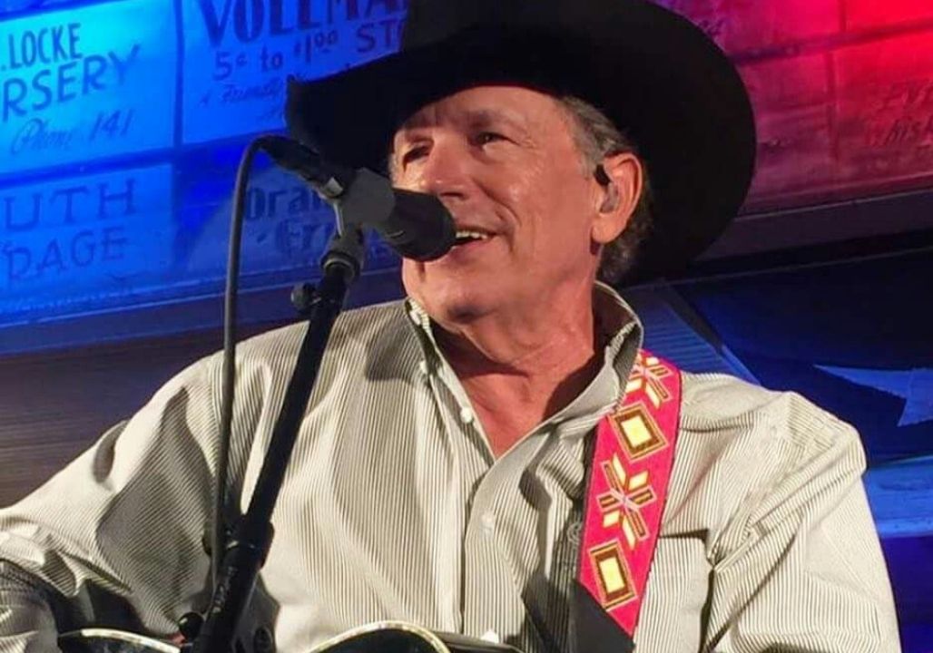 George Strait Sings “I Cross My Heart” – To His Wife On Their 50th ...