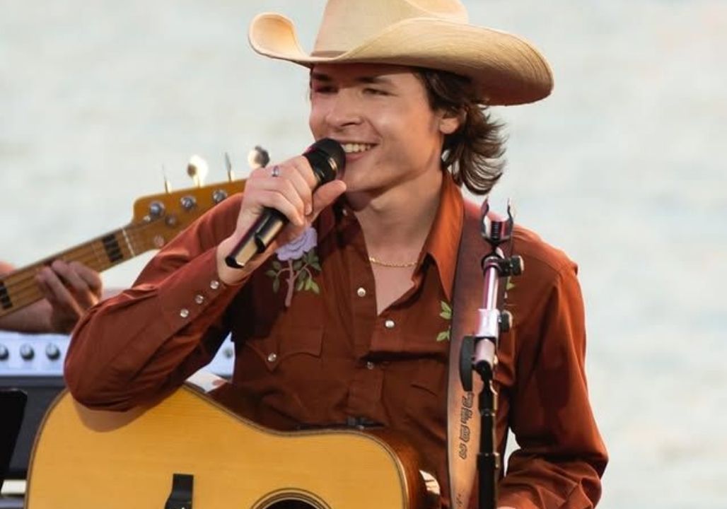 He Lost the Idol Title, But John Foster Just Won Something Bigger — a ...