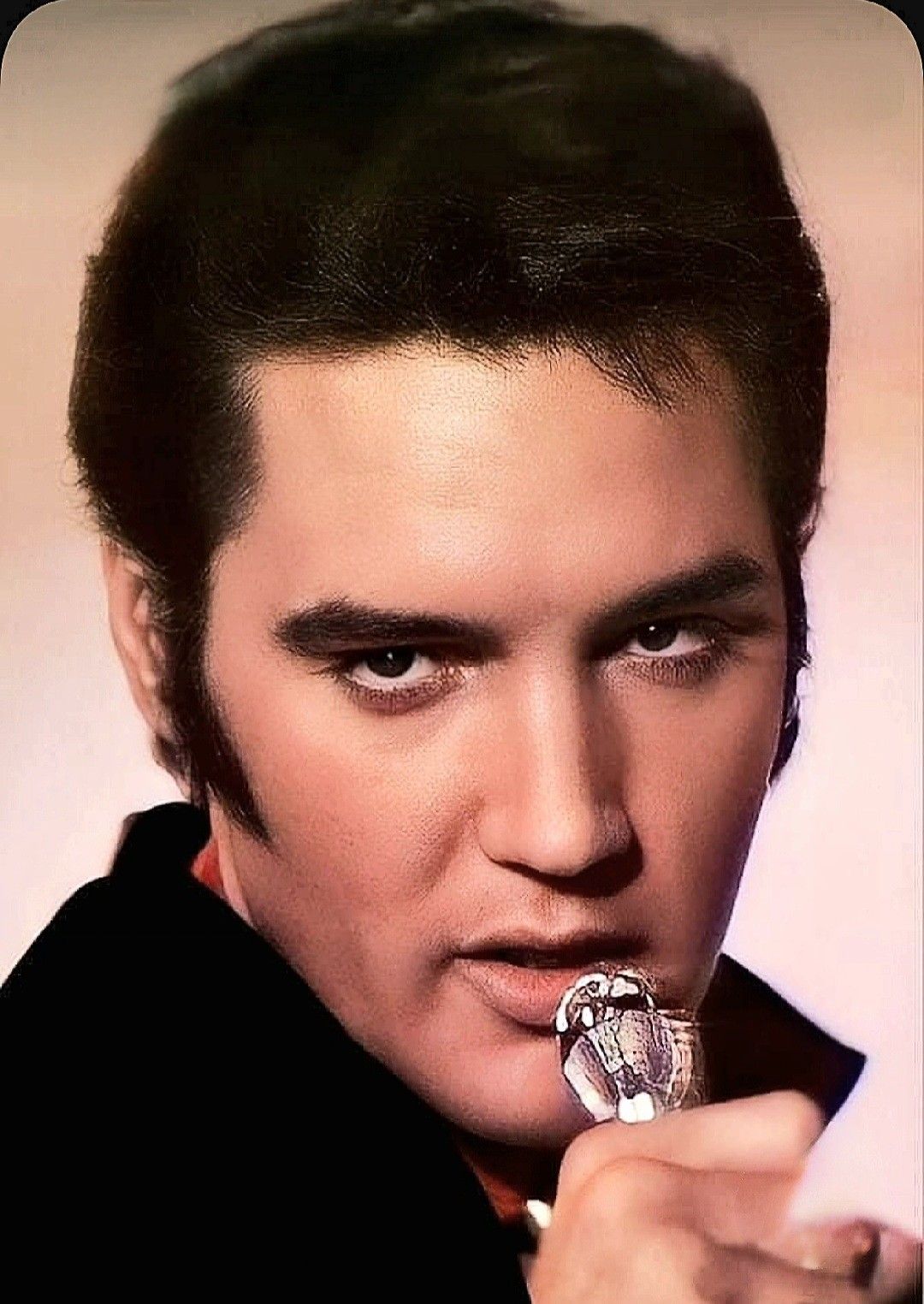 Elvis Presley is Alive: 20 Facts That Prove a Grand Scam and Confirm ...