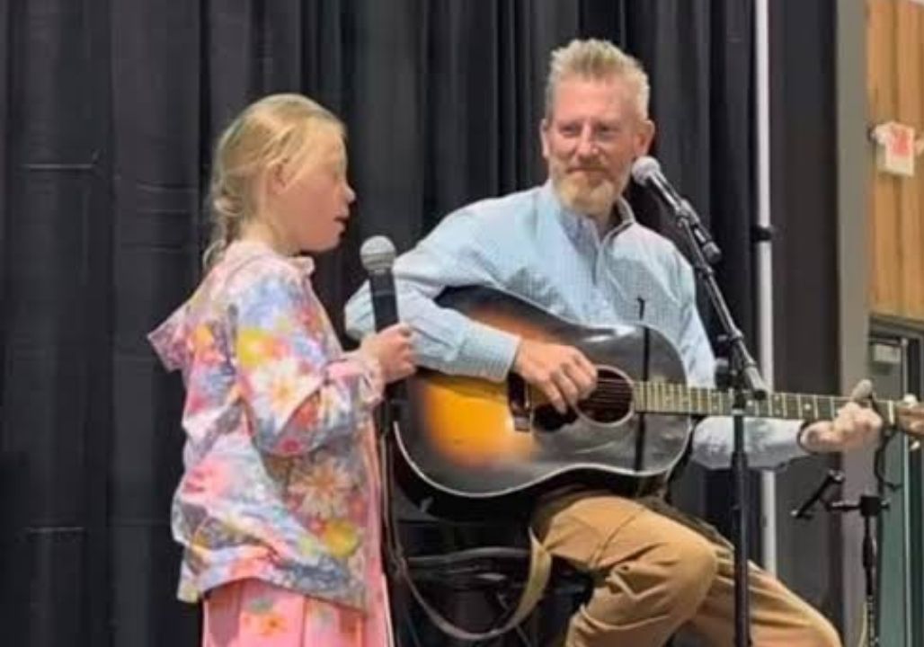 A FATHER’S LOVE, A CHILD’S VOICE: Rory and Indy Just Shared a Moment So ...