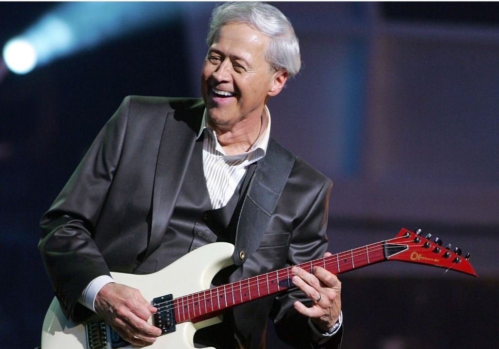 Wayne Osmond, Singer and Guitarist for The Osmonds, Dies at 73: Cause ...