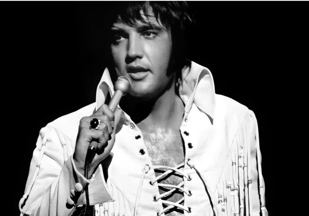 Why was Elvis Presley's coffin so incredibly heavy? Was it simply a ...