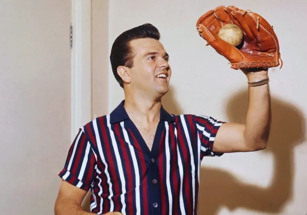 Conway Twitty – Before The Next Teardrop Falls - Timeless Music