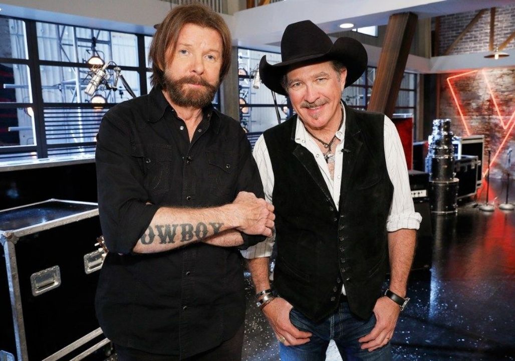 BROOKS AND DUNN TRIUMPH AT THE 2025 CMA AWARDS! - Timeless Music