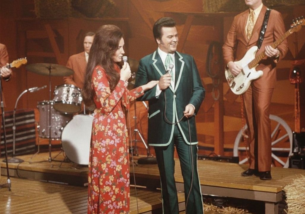 Conway Twitty and Loretta Lynn – The Letter - Timeless Music